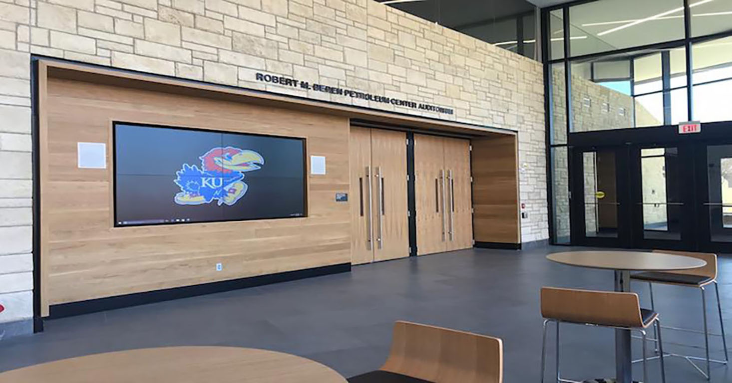 Slawson Hall | Earth, Energy & Environment Center (EEEC)